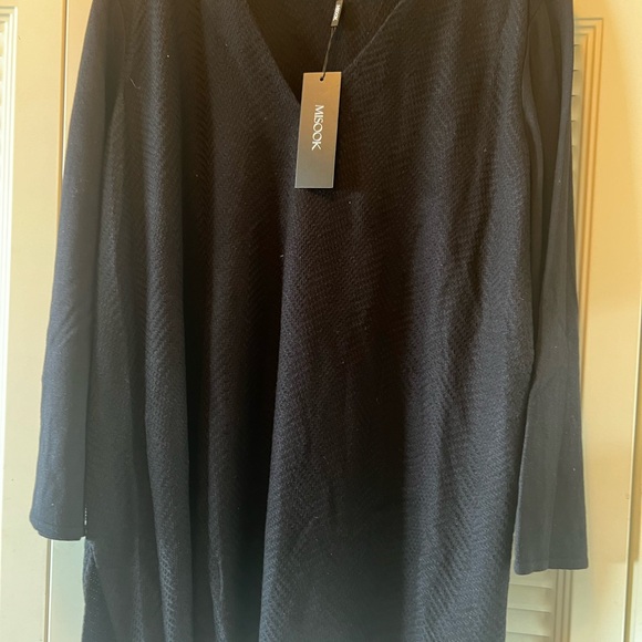 Misook | Tops | Black Misook 2x V Nevk Tunic | Poshmark